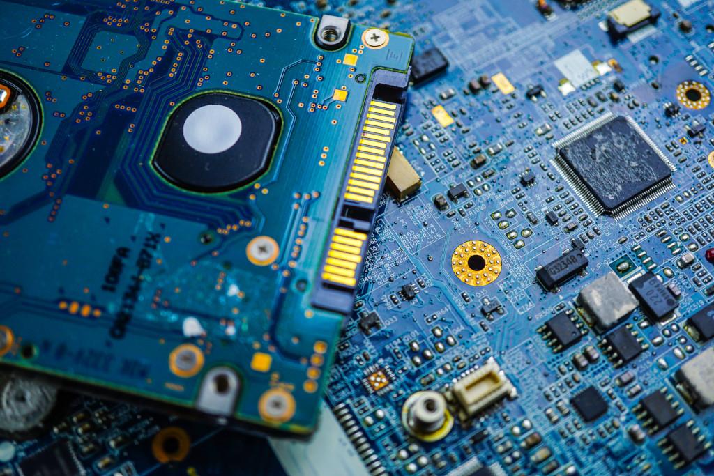 Unsaturated Liquid Anhydrides - Broadview Technologies, Inc.